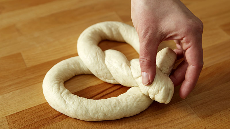 How to Make Pretzels - Pillsbury.com