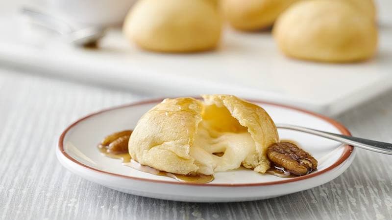 Everyone’s Favorite App: Gooey, Melty Baked Cheese - Pillsbury.com