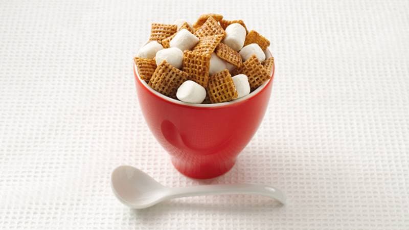 Quick + Easy Snack Mix Recipes and Ideas - Pillsbury.com